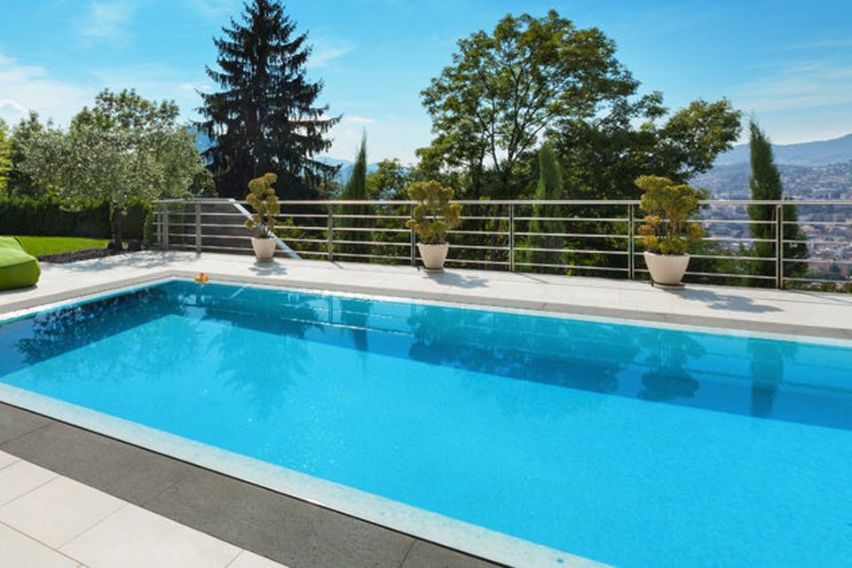 Types of Swimming Pools | Naked Freshwater Pool Systems